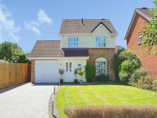 3 bedroom detached house for sale