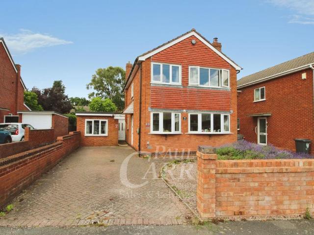 3 bedroom detached house for sale