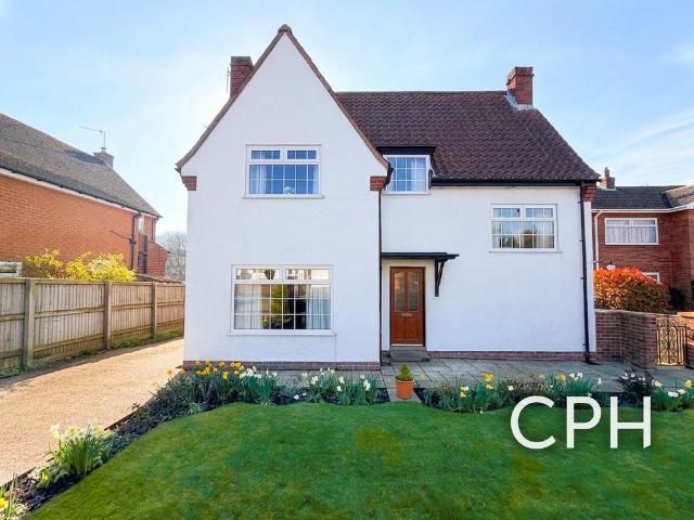 3 bedroom detached house for sale