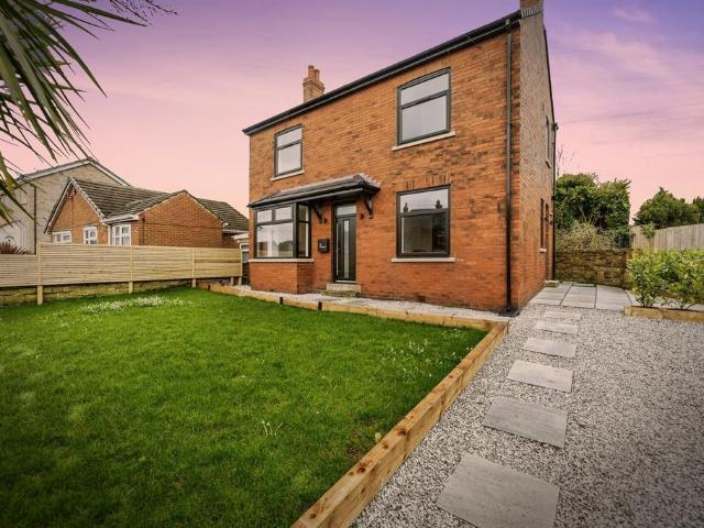 3 bedroom detached house for sale