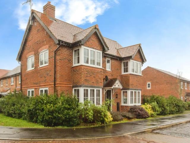 3 bedroom detached house for sale