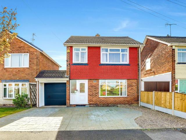 3 bedroom detached house for sale