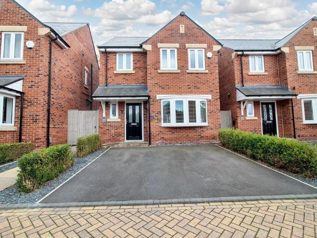 3 bedroom detached house for sale