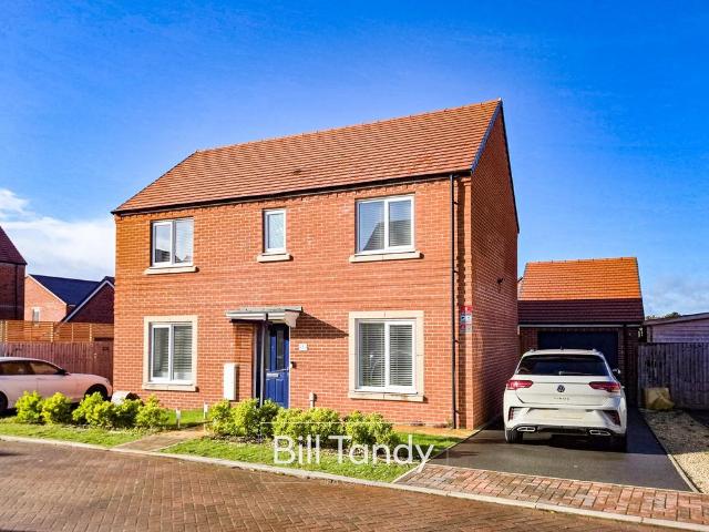 3 bedroom detached house for sale