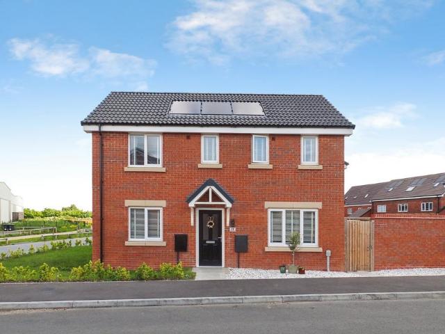 3 bedroom detached house for sale
