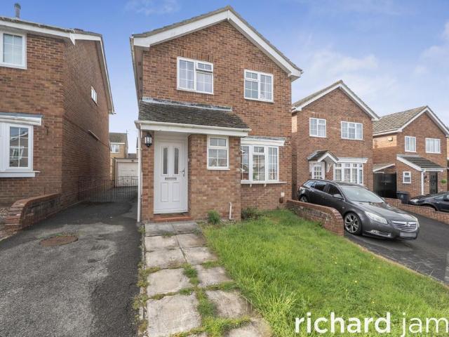 3 bedroom detached house for sale