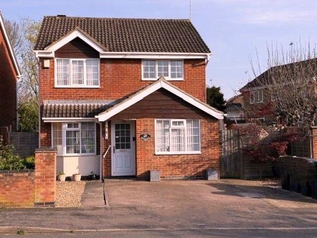 3 bedroom detached house for sale