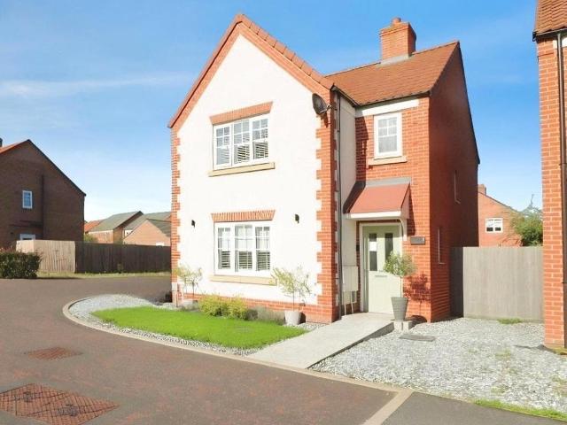 3 bedroom detached house for sale