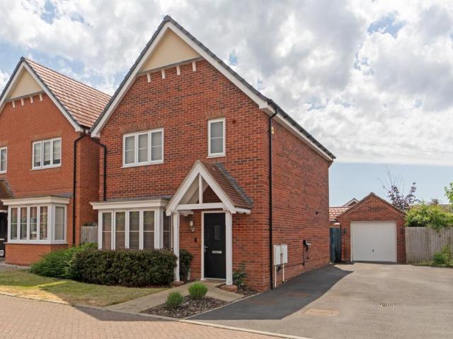3 bedroom detached house for sale