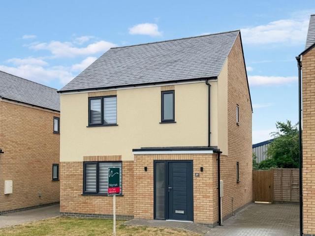 3 bedroom detached house for sale