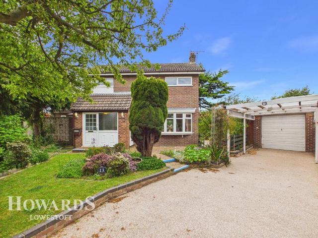 3 bedroom detached house for sale