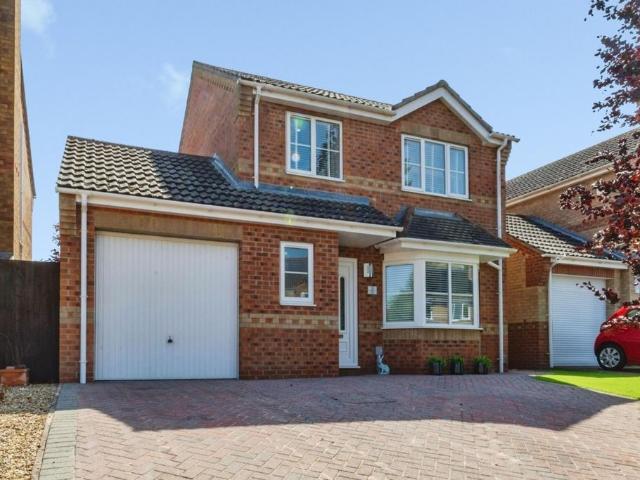 3 bedroom detached house for sale