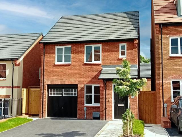 3 bedroom detached house for sale