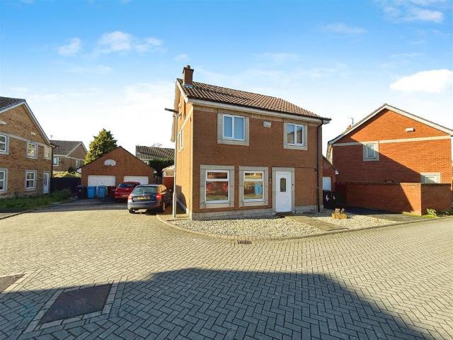 3 bedroom detached house for sale