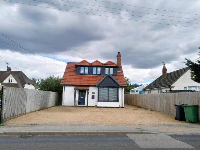 3 bedroom detached house for sale