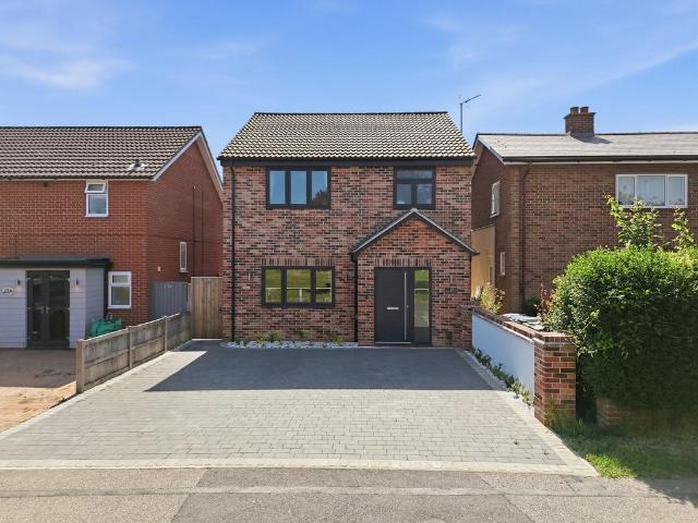 3 bedroom detached house for sale