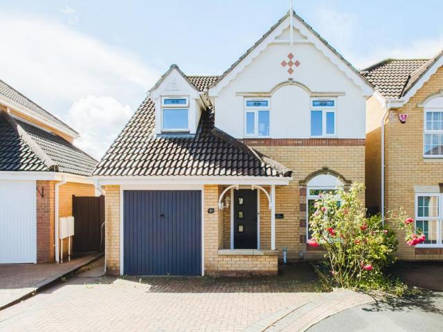 3 bedroom detached house for sale