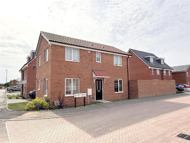 3 bedroom detached house for sale