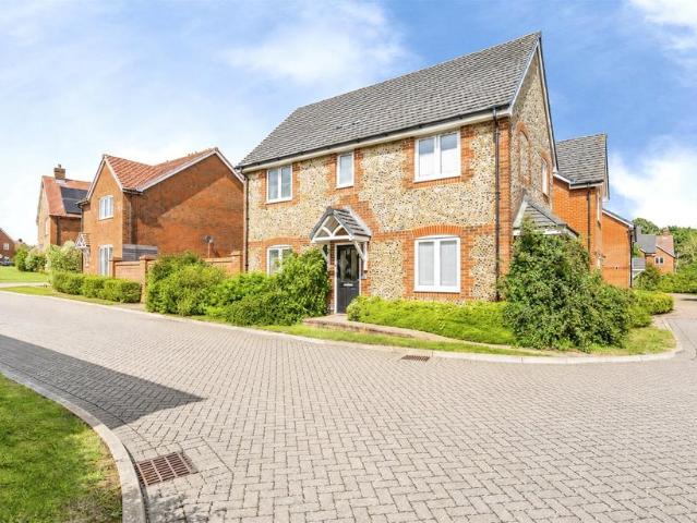 3 bedroom detached house for sale