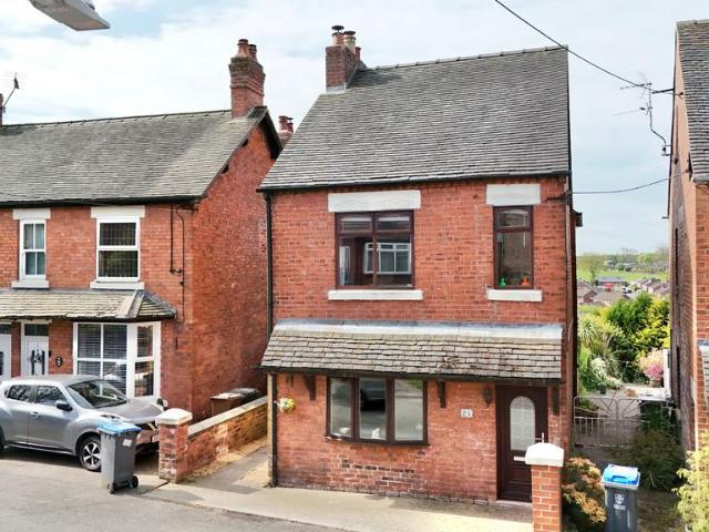 3 bedroom detached house for sale