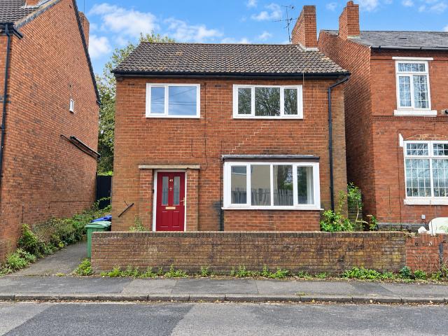 3 bedroom detached house for sale