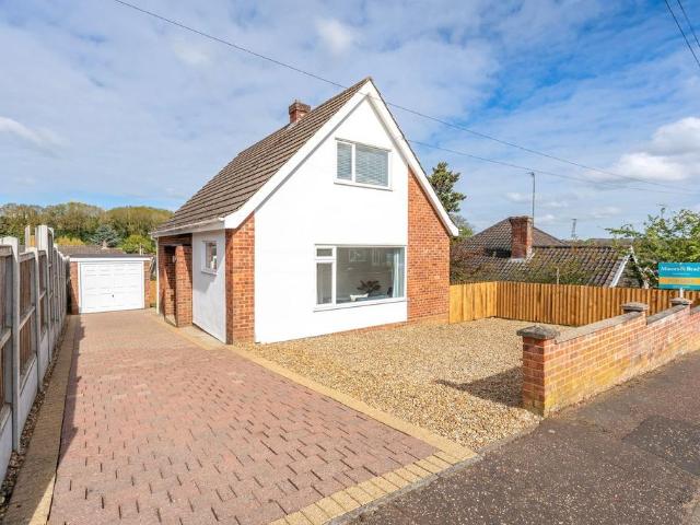 3 bedroom detached house for sale