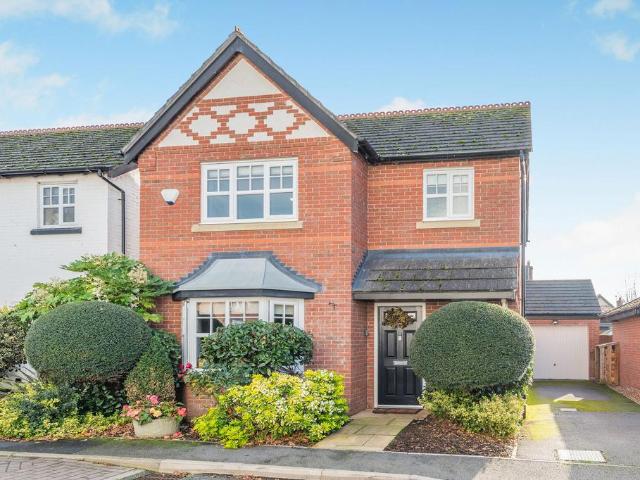 3 bedroom detached house for sale