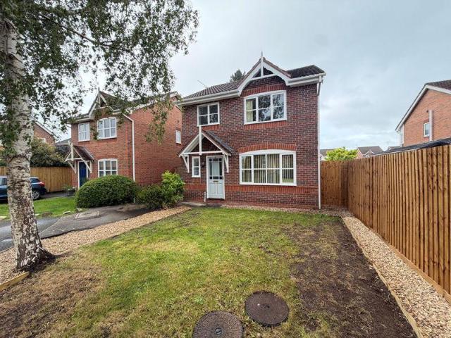 3 bedroom detached house for sale