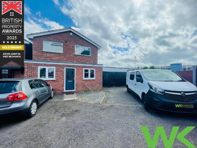 3 bedroom detached house for sale