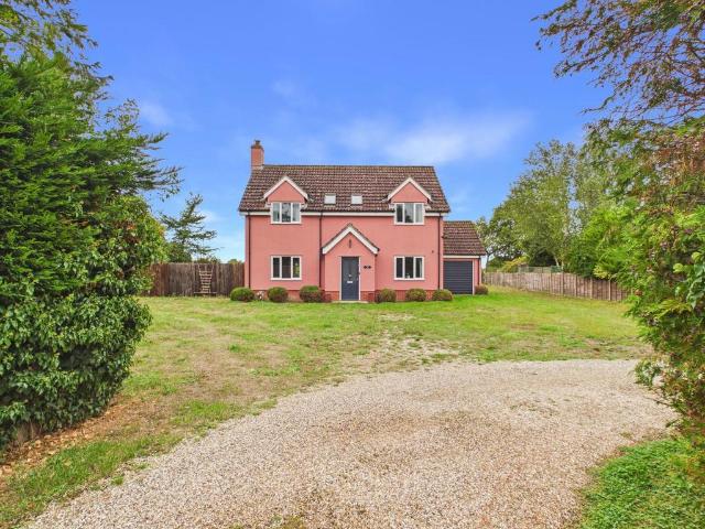 3 bedroom detached house for sale