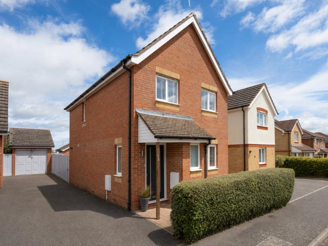 3 bedroom detached house for sale