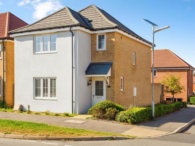 3 bedroom detached house for sale