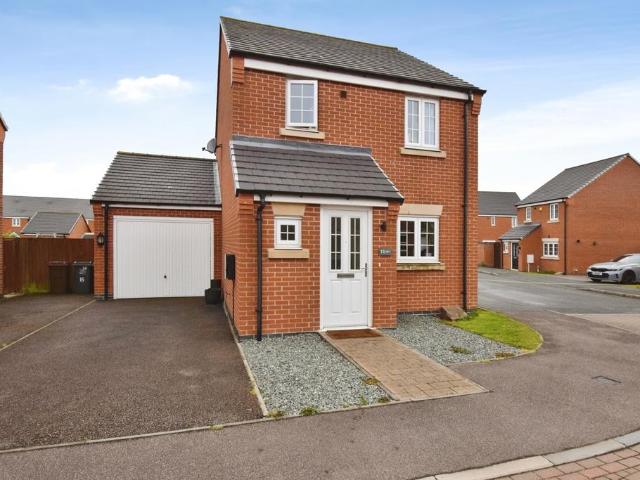 3 bedroom detached house for sale