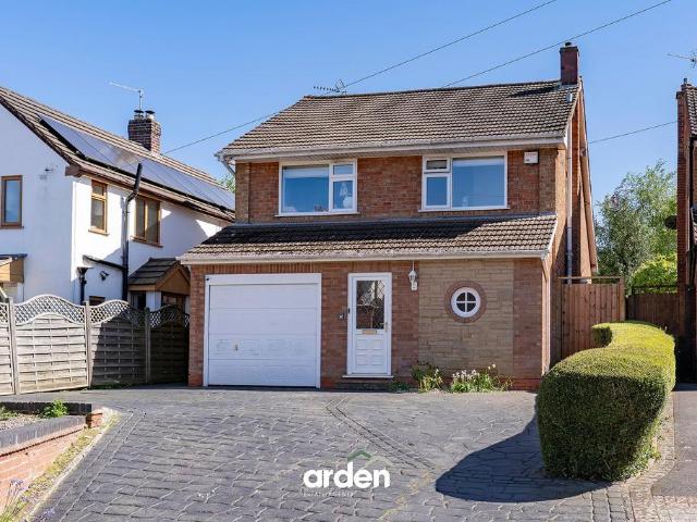 3 bedroom detached house for sale