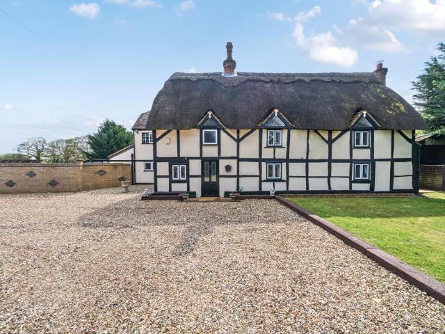 3 bedroom detached house for sale