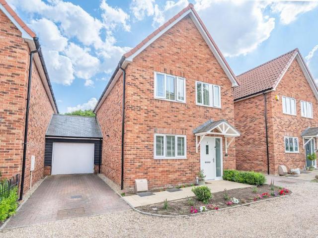 3 bedroom detached house for sale