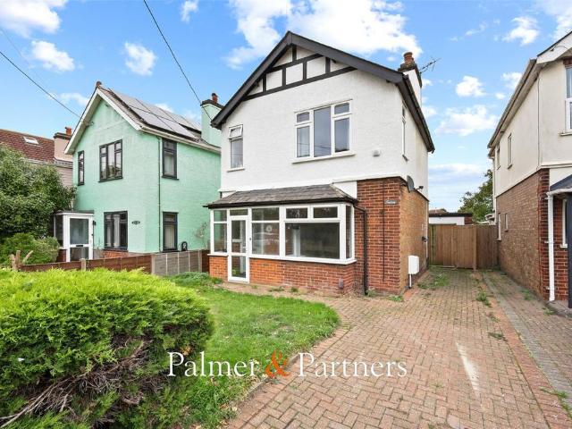 3 bedroom detached house for sale