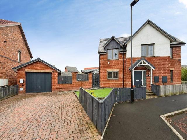 3 bedroom detached house for sale