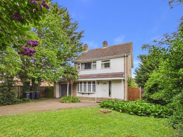 3 bedroom detached house for sale