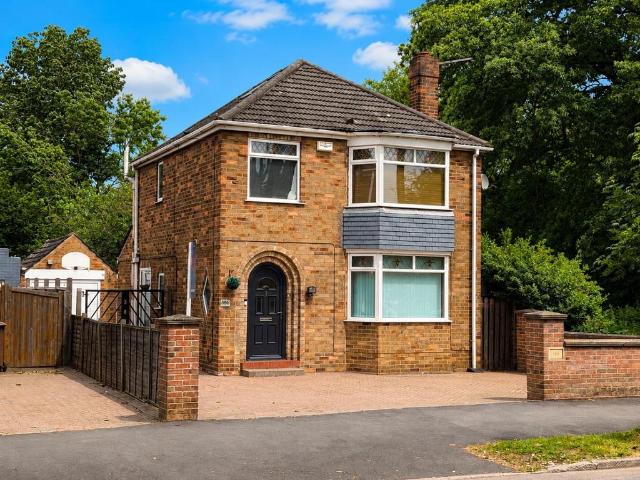 3 bedroom detached house for sale