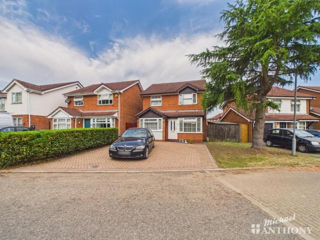 3 bedroom detached house for sale