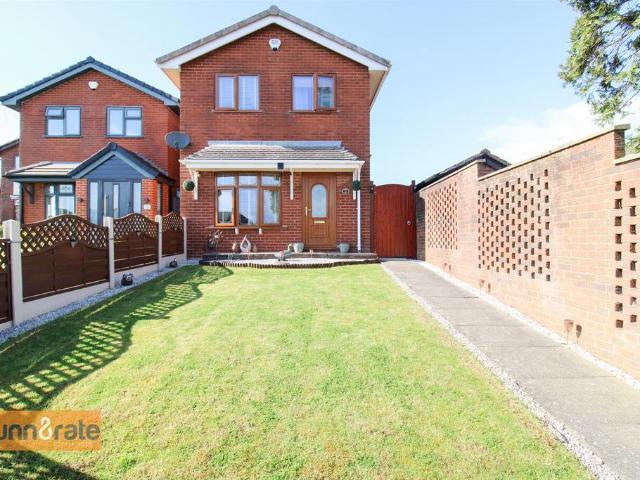 3 bedroom detached house for sale