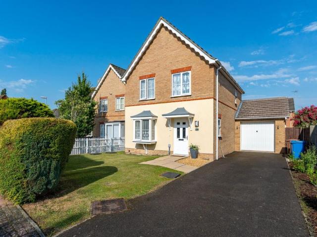 3 bedroom detached house for sale