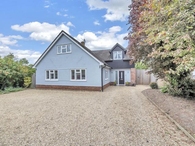 3 bedroom detached house for sale