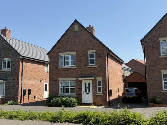 3 bedroom detached house for sale