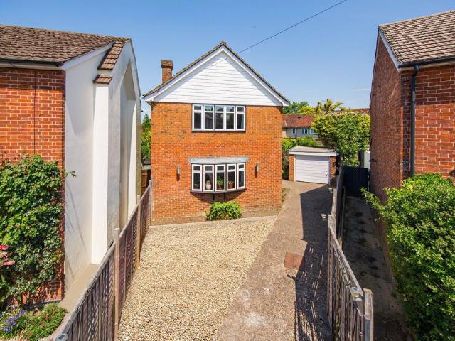 3 bedroom detached house for sale