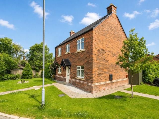 3 bedroom detached house for sale