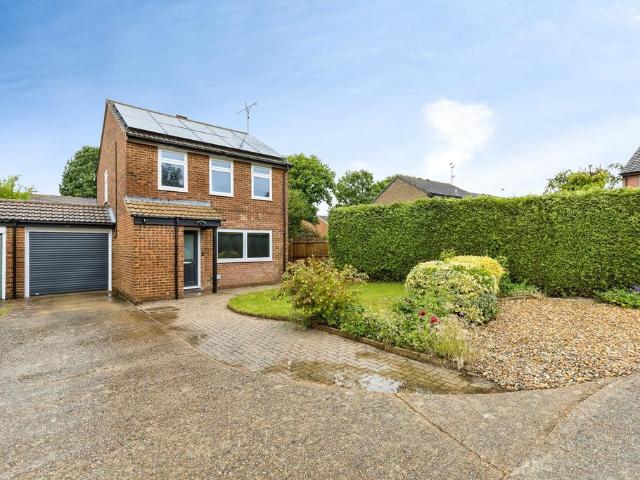 3 bedroom detached house for sale
