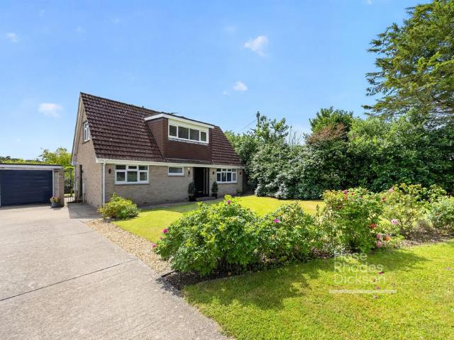 3 bedroom detached house for sale