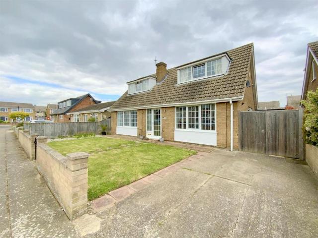 2 bedroom detached house for sale